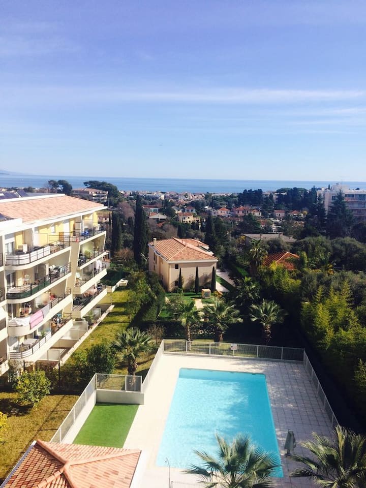Vue Mer Et Montagne, Piscine, Parking, Wi-fi - Juan-les-Pins