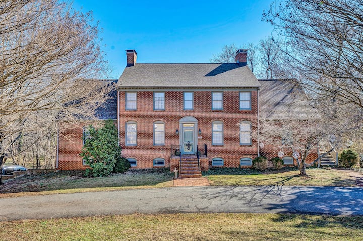 Liberty University Grad. Rental - Lynchburg, VA