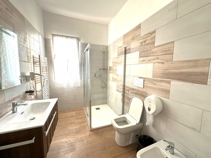 Family Room With Bathroom - Venecia
