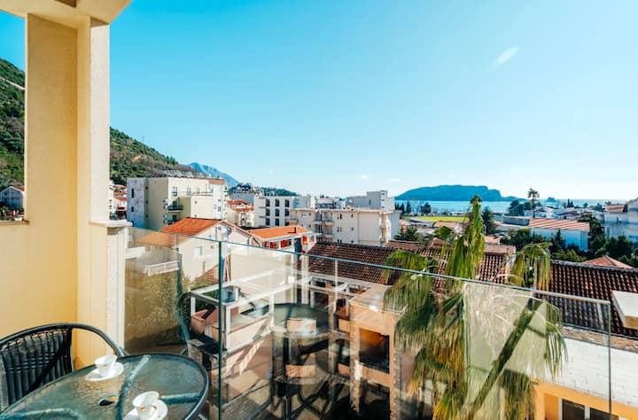 Sea-view Pd38 By In Property - Budva