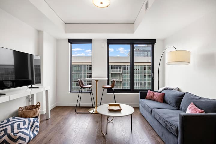 The Coloradan 1305: Picturesque Home - Denver, CO