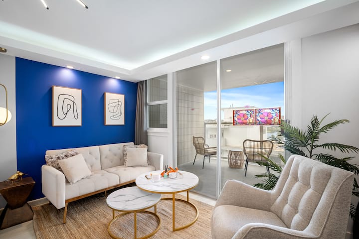 Stylish Waikiki Studio | Bright, Modern & Central - Honolulu, HI