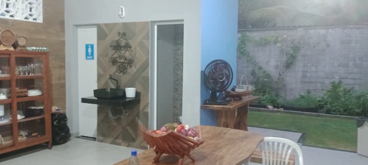 Alugo Suíte(piscina E Cozinha) - Prado