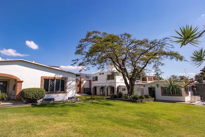 Amplia Casa Privada En Cuernavaca - Cuernavaca