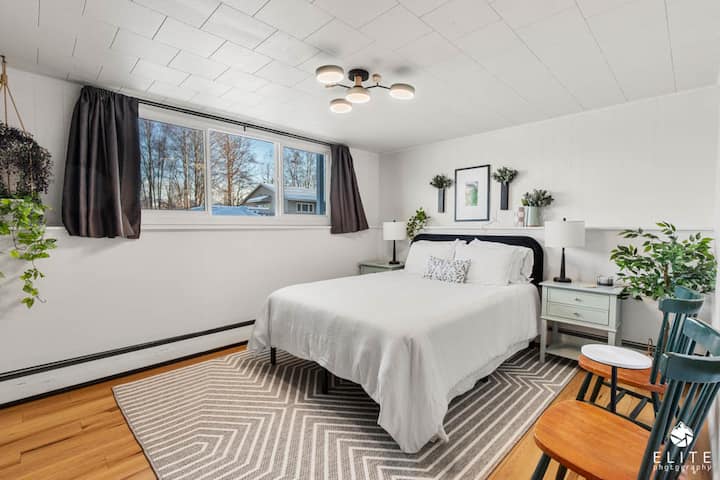 Cozy 2 Bedroom Apt Near Airport - Anchorage, AK