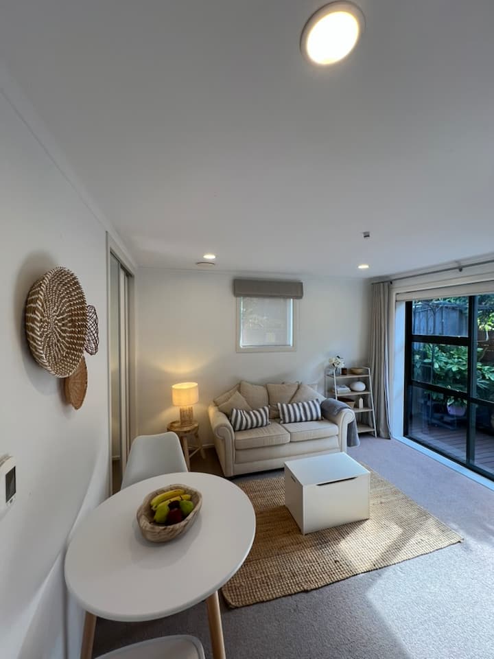 Auckland Coastal Hideaway Castor Bay Beach - Auckland