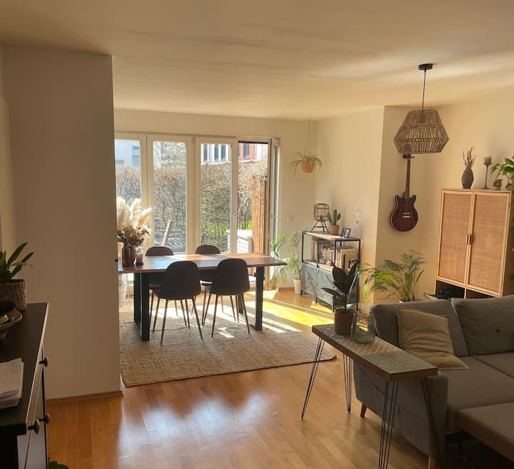 2-zimmer Wohnung Mit Garten - Hamburg