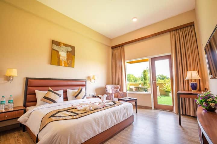 Room In Luxury Hotel In Mathura - Mathura