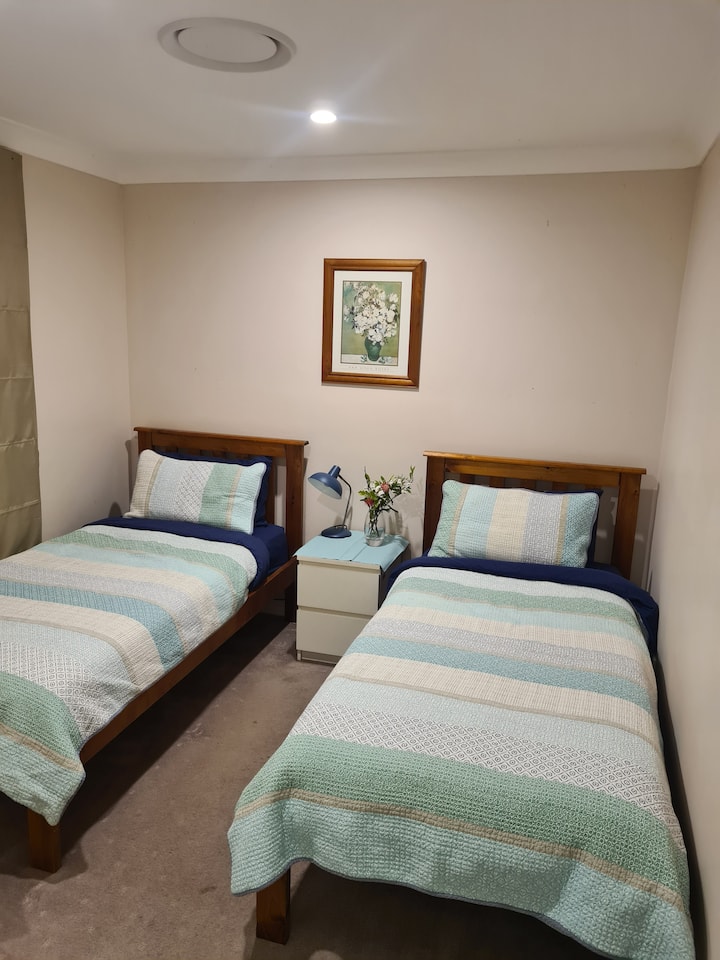 Twin Room @ The Place Of Peace - Maitland