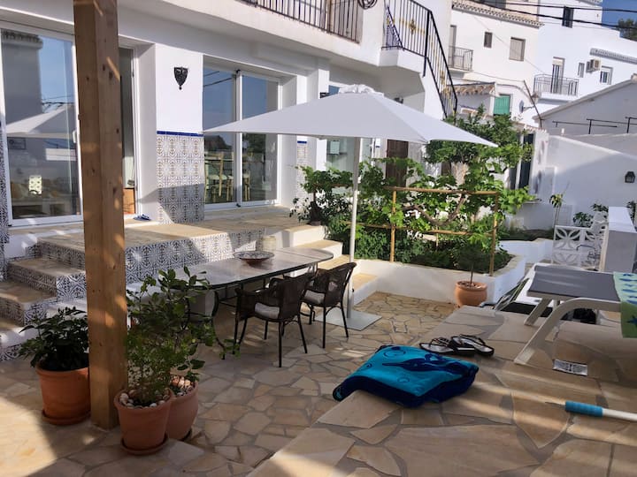 Trädgård Och Pool Mitt I Byn - Frigiliana