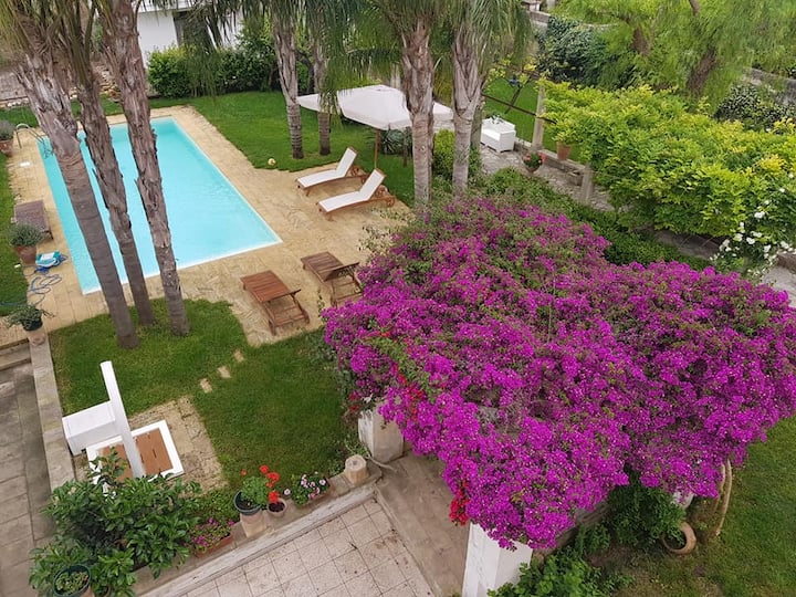 Le Stanze Del Monsignore B&b - Veglie