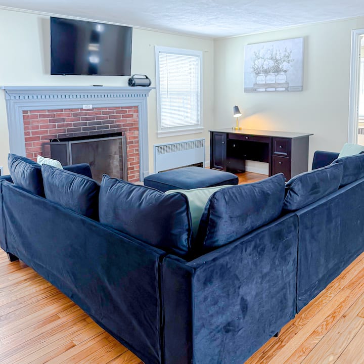 The Cozy Retreat-5 Minutes From Uconn - University of Connecticut, Storrs