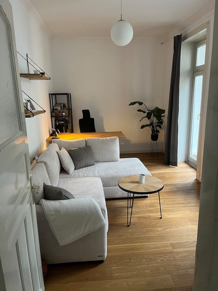 Zentrale 2-zimmer-wohnung In Hh-eimsbüttel - Hamburg Airport (HAM)