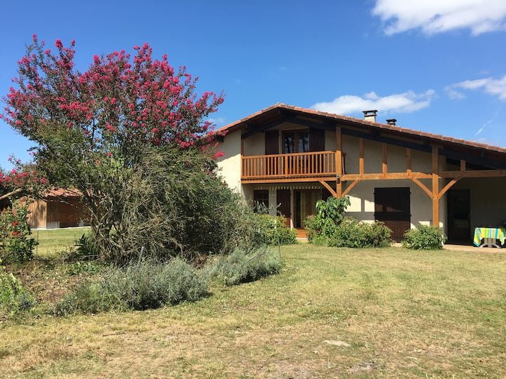 Grande Maison Avec Jardin, En Bordure De Forêt - Lit-et-Mixe