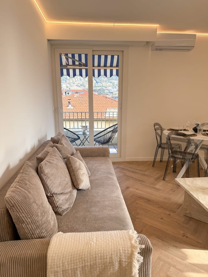 Appartement Port De Nice 8 Pers - ニース