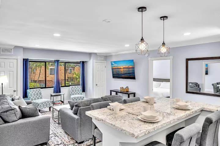 Luxury 2br/2br W/ Pool -Fort Lauderdale Beach - Fort Lauderdale, FL