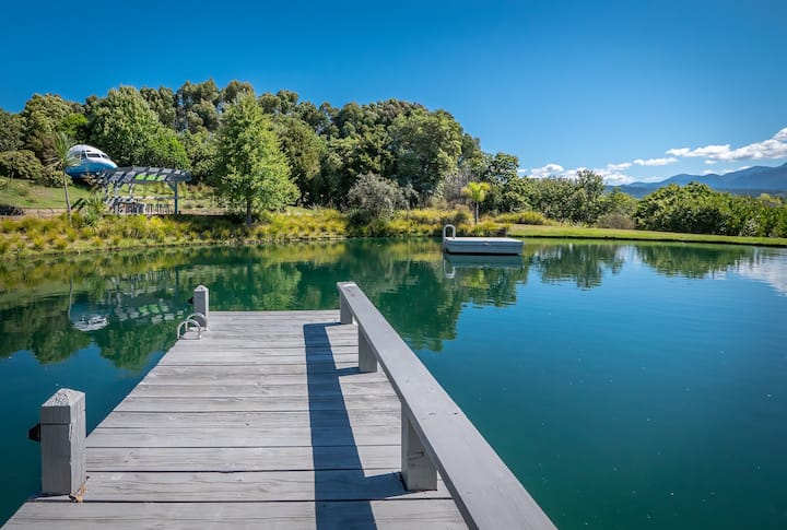 Be Enchanted By The Resort Lake - Motueka