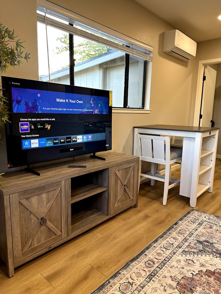 Bright New Studio - Salinas, CA