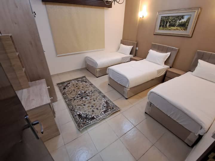 شقة جديدة في مكه المكرمه بطحاء قريش موقع رائع - Mecca