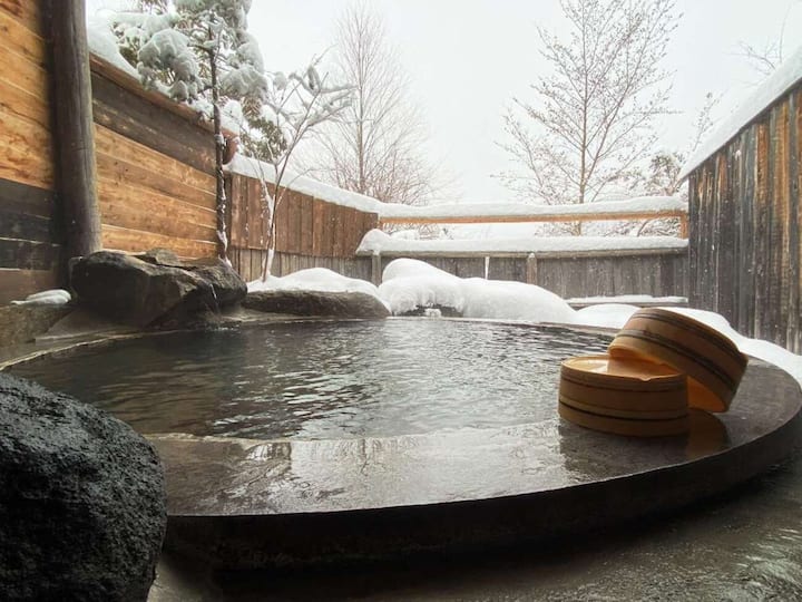 奥飛騨の宿 旅館 焼乃湯(やけのゆ)|源泉かけ流し 絶景露天貸切風呂!24時間何度でも入浴可能! - 上高地