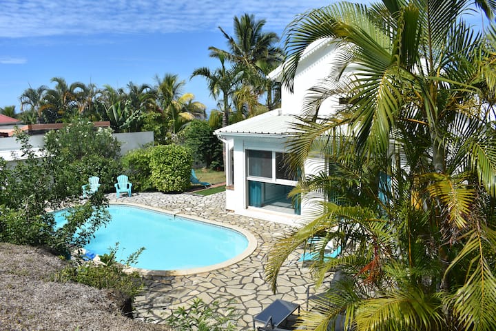 Chambres Privées Avec Piscine - La Réunion