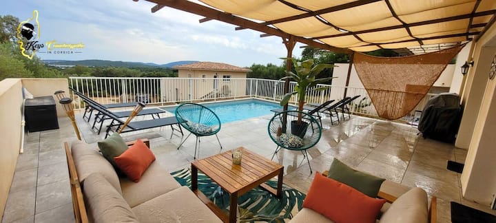 Chambre 3 Lits, Piscine Privé - Zonza