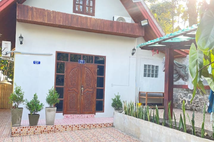 La Cabina - Charming Quiet House - Free Motobike - Laos