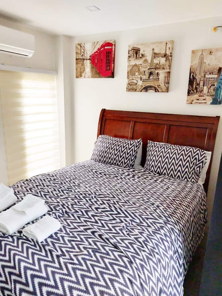 Modern Studio Oasis-prime Locale - Port of Spain