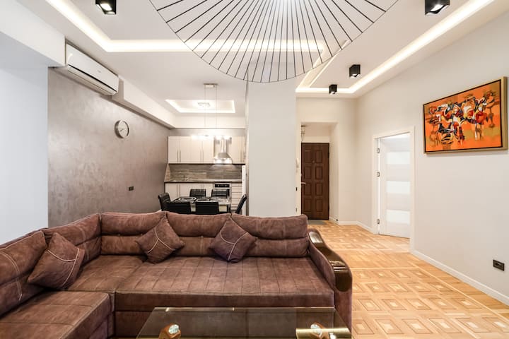 2-bdr/abovyan Str/downtown/modern - Jereván