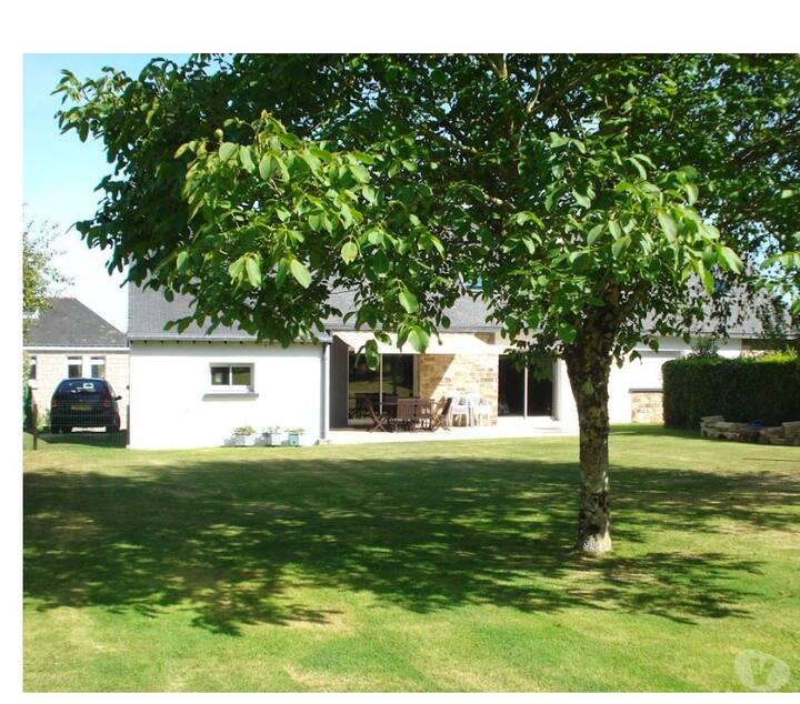 Maison En Rez De Jardin - Pluvigner