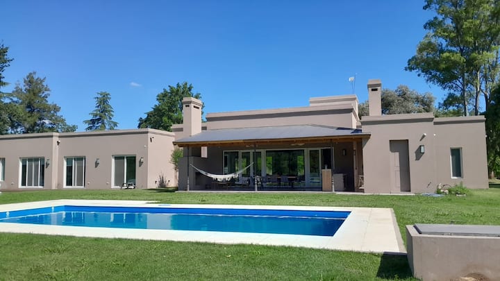 Descanso En La Naturaleza - Mercedes