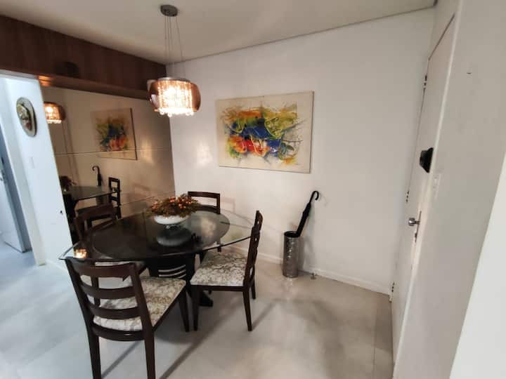 Lindo Apto Diferenciado 2 Quartos A  800m Do Mar - Balneario Camboriú