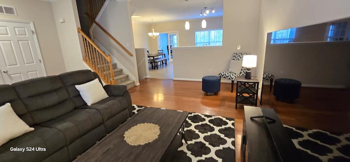 New! Ready For Families And Business Travelers - Raleigh, NC