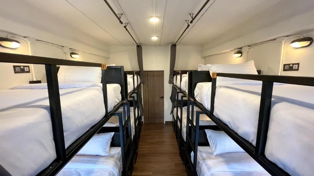 Dortoir (hommes) - Hôtels à louer à Tambon Chang Phueak, Chang Wat ...