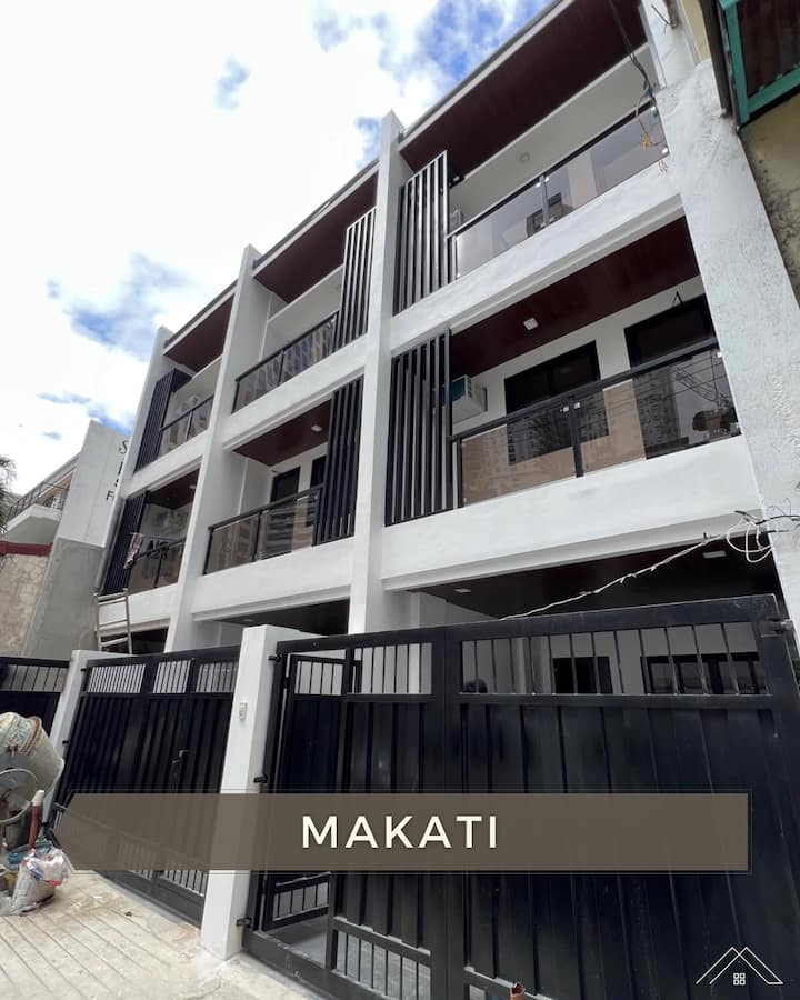 House In Poblacion Makati City - Metro Manila