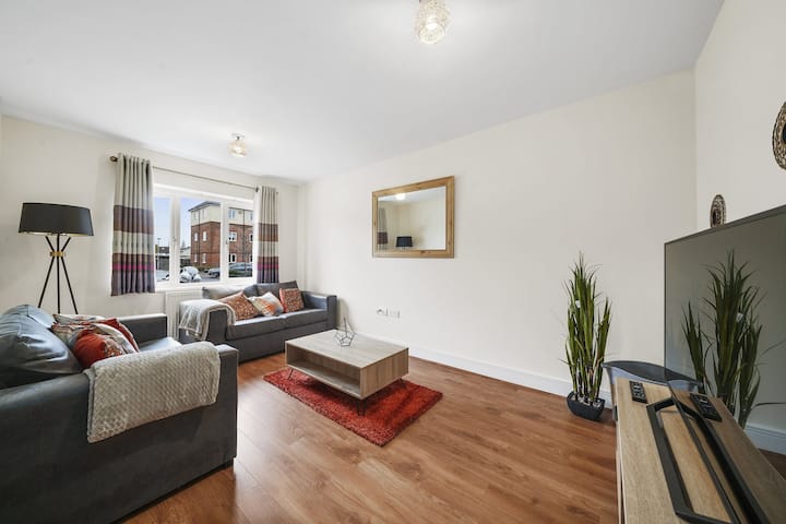 London Heathrow Living Holywell Serviced Houses-37 - Hampton