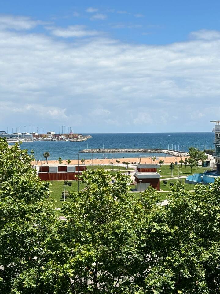 Viendo El Mar Desde Calle Honduras · Wifi · Garaje - Gijón