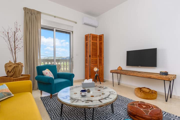 Dar Al Khattar 4 Br In Batroun - 레바논