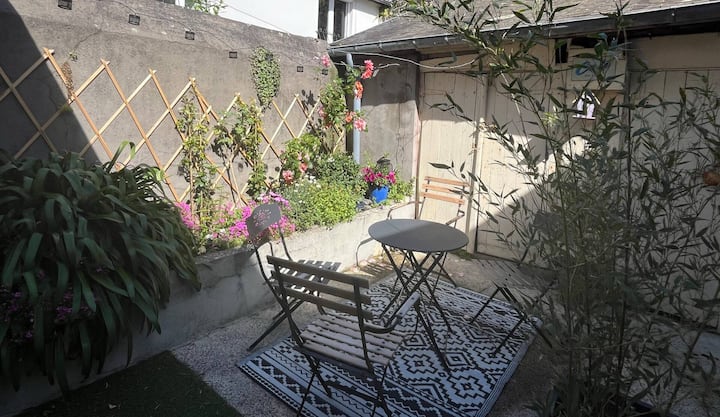 Chill In Blue Chez Ketty - ibis Granville Port De Plaisance