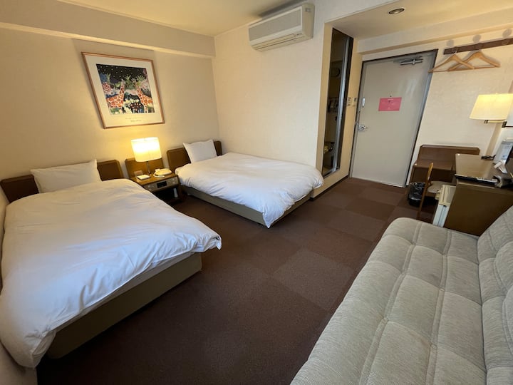 世界遺産・二条城まで徒歩8分【リオンドール】ツインルームl - Kyoto