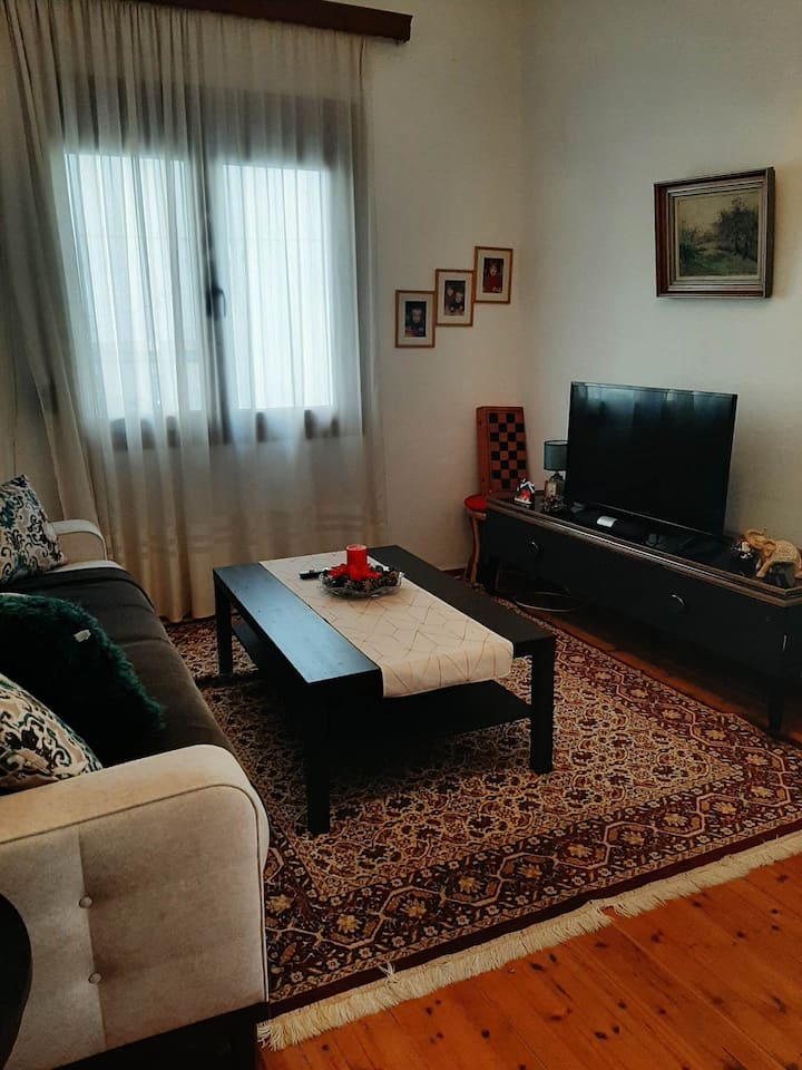 Family Friendly Apartment - Thessaloniki Airport Makedonia (SKG)