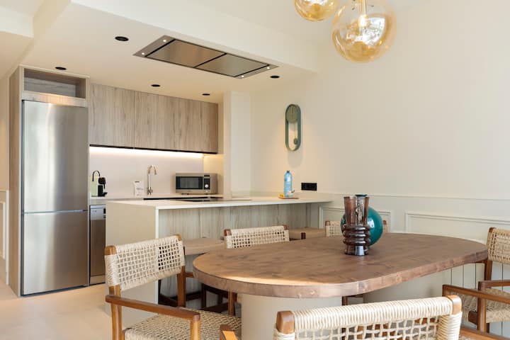 Beachfront 4 Bedroom Apartment By Sitges Group - Sitges