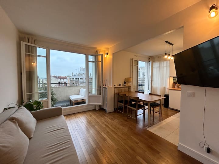 Appartement Moderne Avec 2 Balcons - Aubervilliers