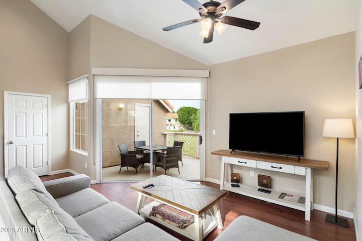 Cozy Townhouse In Val Vista Lakes! - Gilbert, AZ