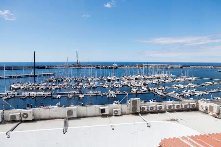 Deluxe Marina Apartment - Ponta Delgada