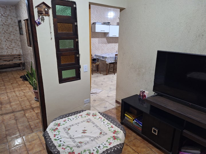 Casa Com 2 Quartos. Praia Em 6 Min De Carro. - Ubatuba