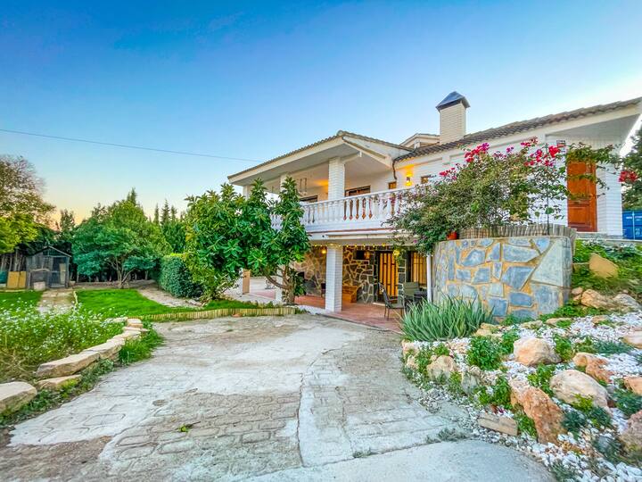 Casa | 6pax | Bbq | Piscina Privada | Familia - Llíria