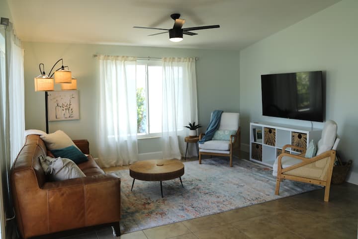 Sunny Escape - Walk To The River - Sleeps 6+ - Bradenton, FL