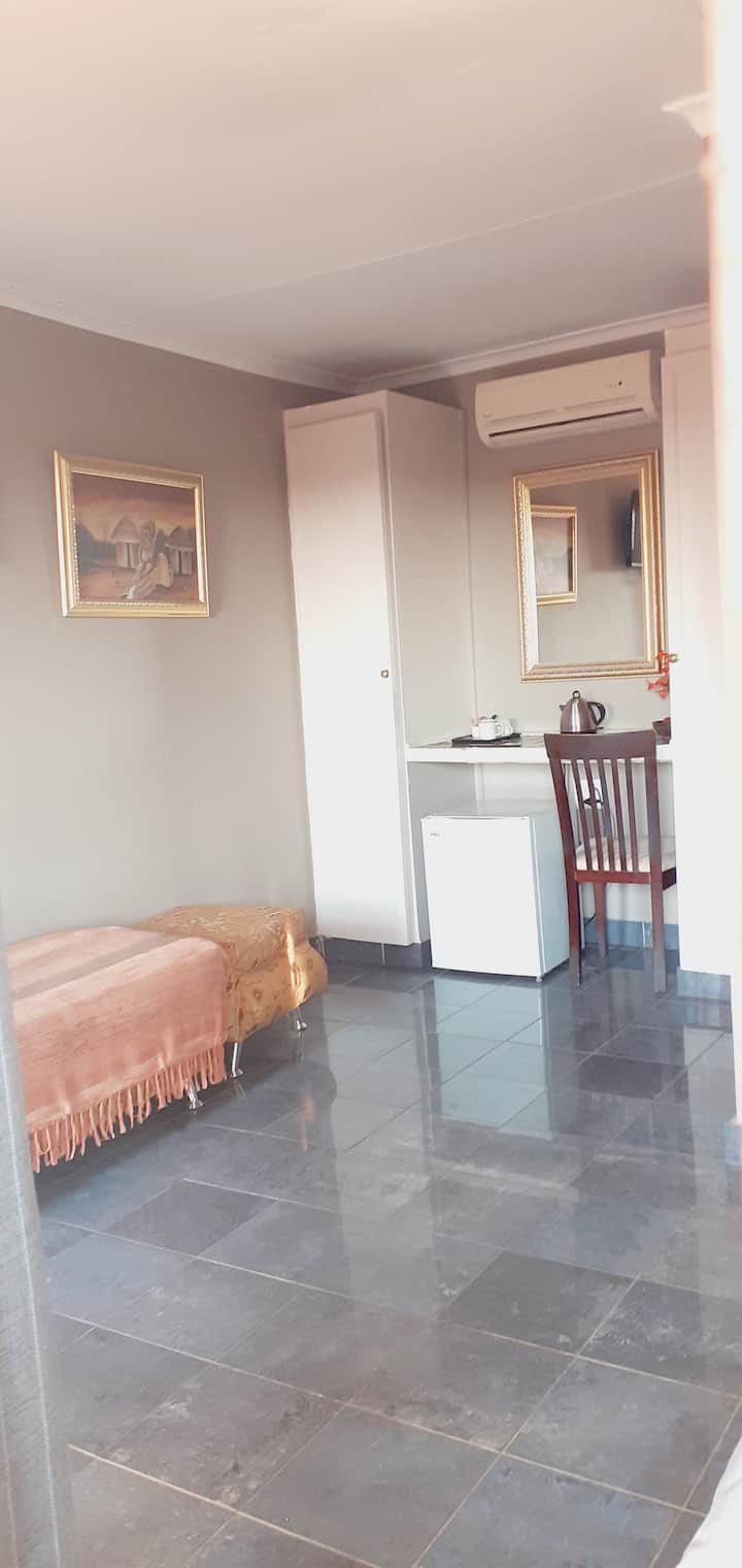 Valley View Bed & Breakfast - Sun City