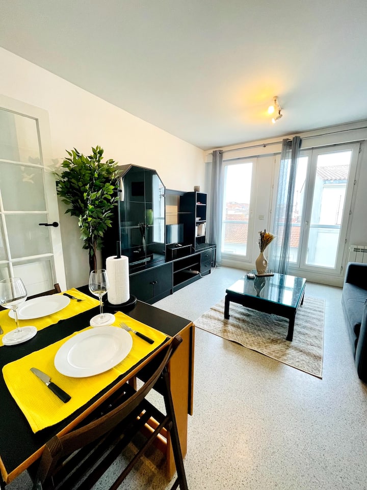 L'ouvrage ~ Grand Studio | La Rochelle - La Rochelle